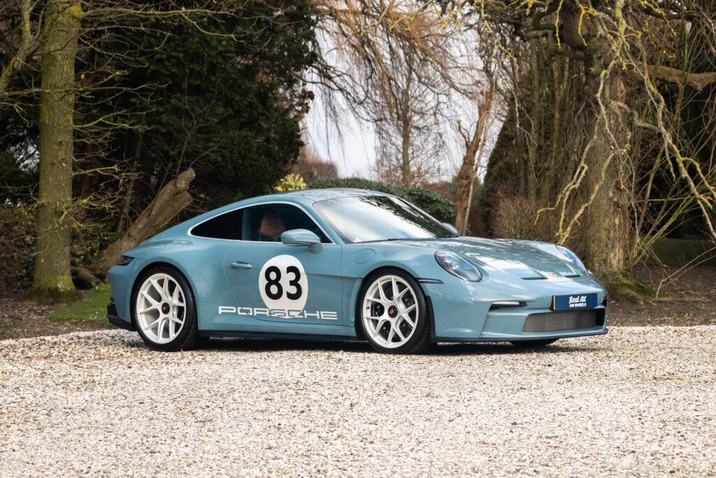 Porsche 992 S/T Blue 60 years - Real Art on Wheels